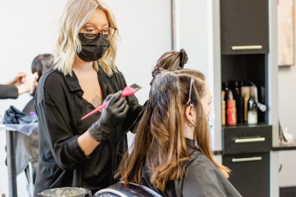 What Hair Dye Do Salons Use? Unveiling Beauty Beat Secrets